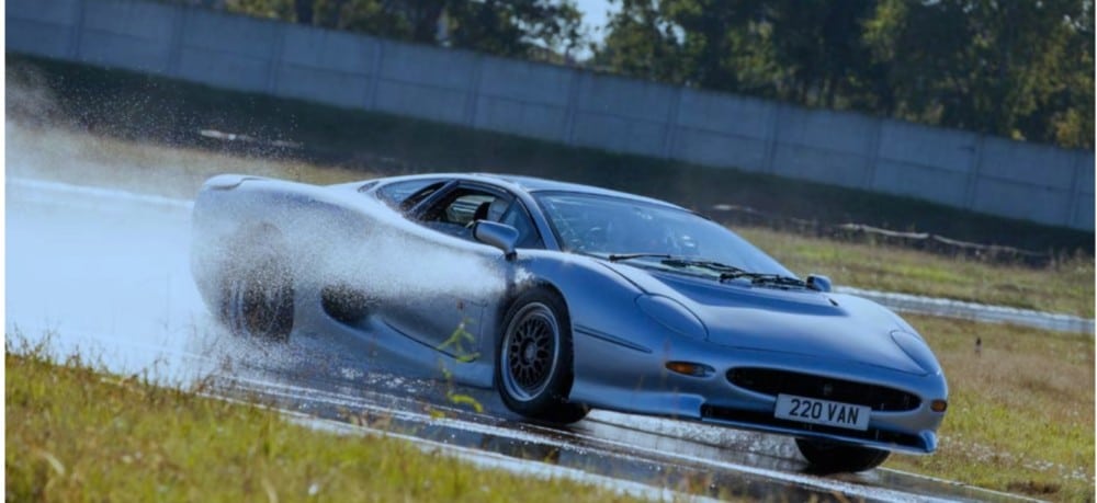 Bridgestone get Jaguar XJ220 back on track - Free Car Mag